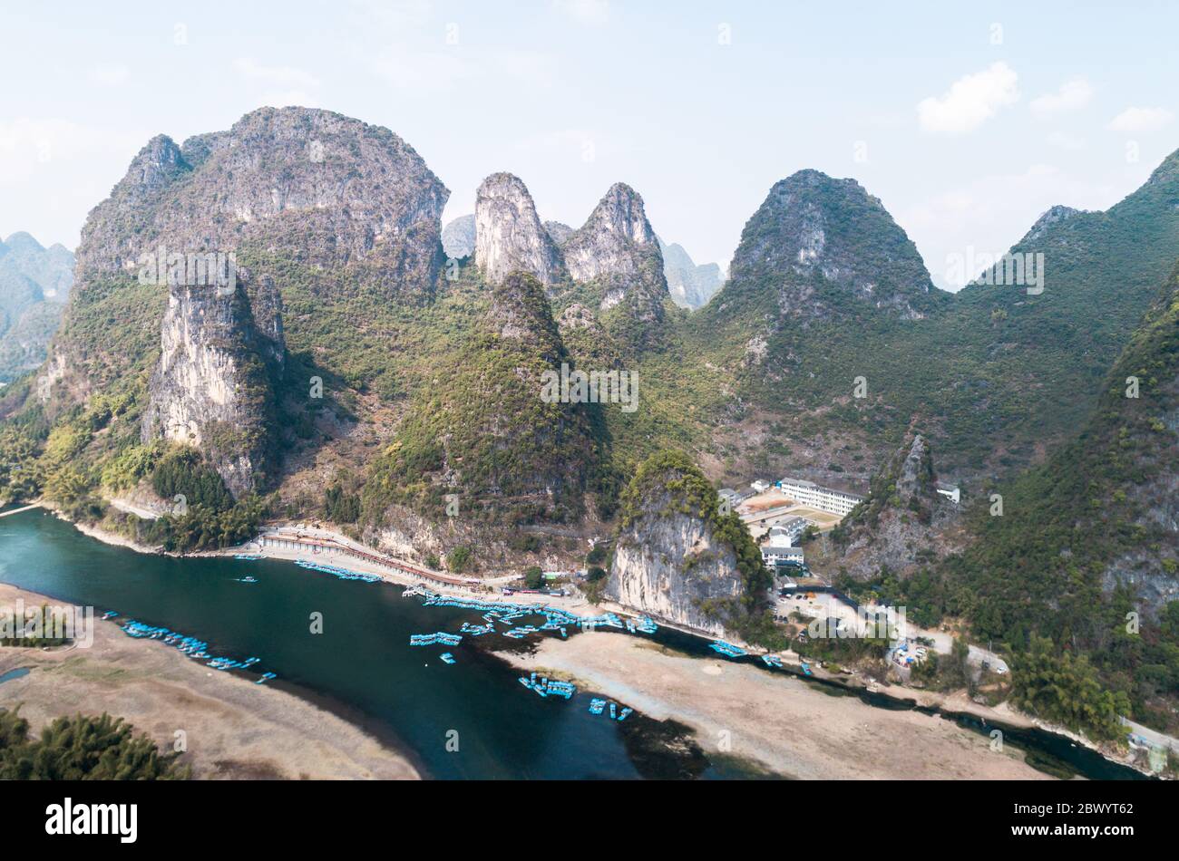 Around lijiang hi-res stock photography and images - Alamy