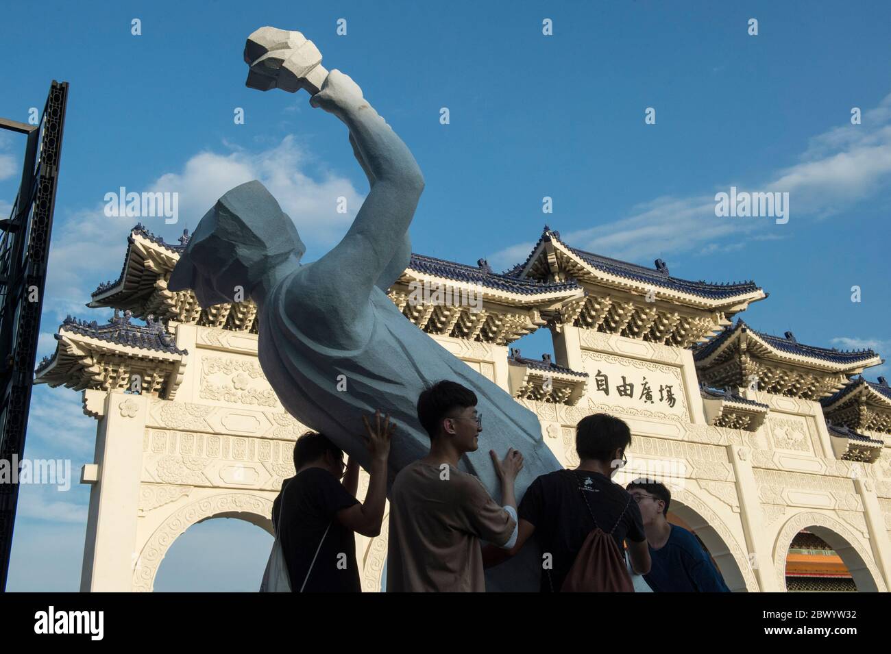 People install a Statue of a Goddess of Democracy in front of the ...