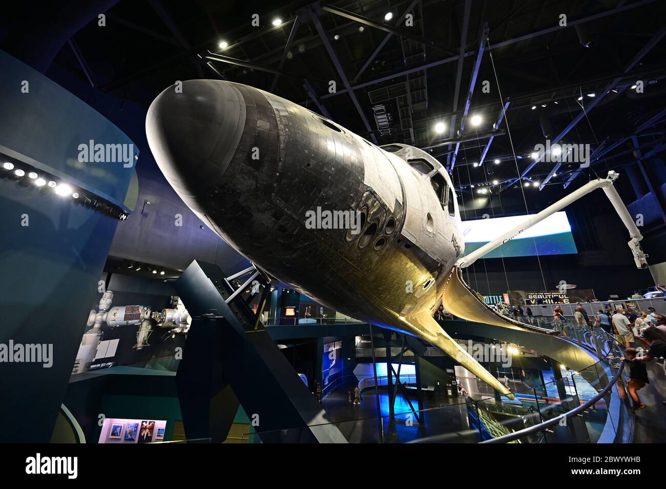 Space shuttle atlantis display hi-res stock photography and images - Alamy