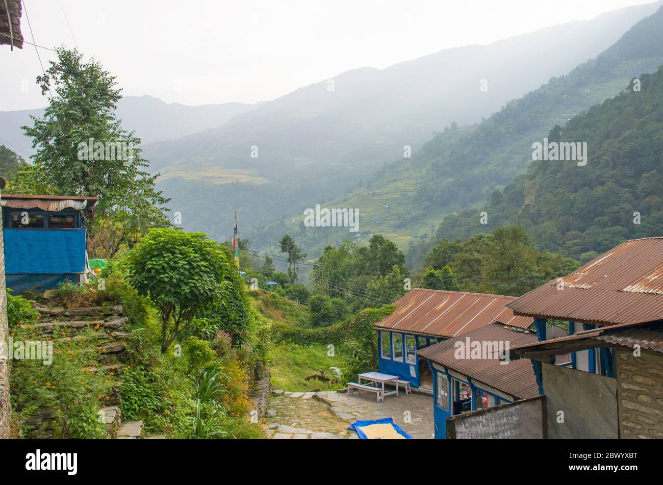 Landscape home in the mountains of Nepal Himalayas Stock Photo - Alamy