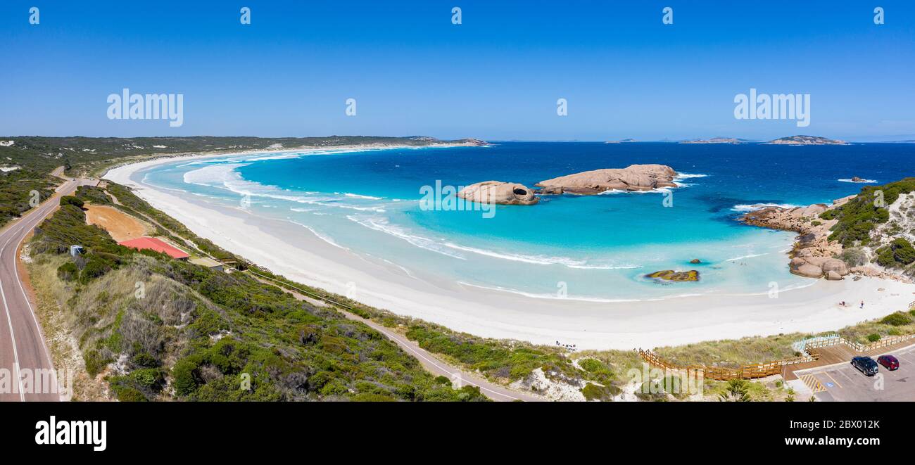 The famous rock outcrop at Twilight Cove beach, Esperance, Western ...
