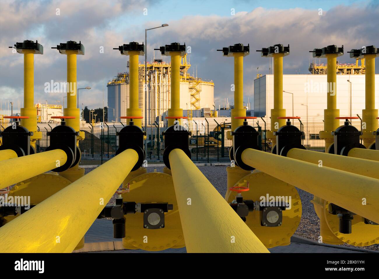 valve and liquefied gas pump station in the LNG terminal Stock Photo ...