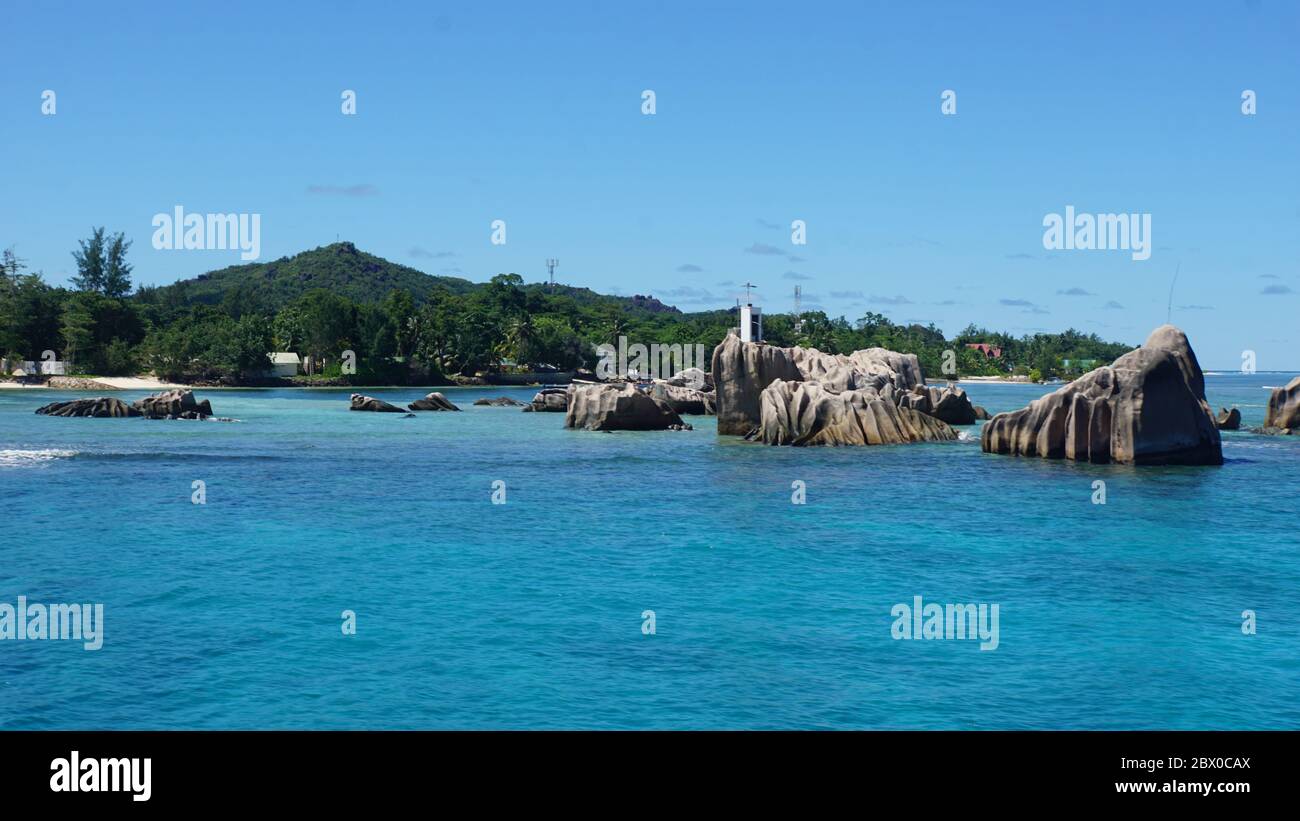 amazing tropical landscape on the seychelles islands Stock Photo - Alamy