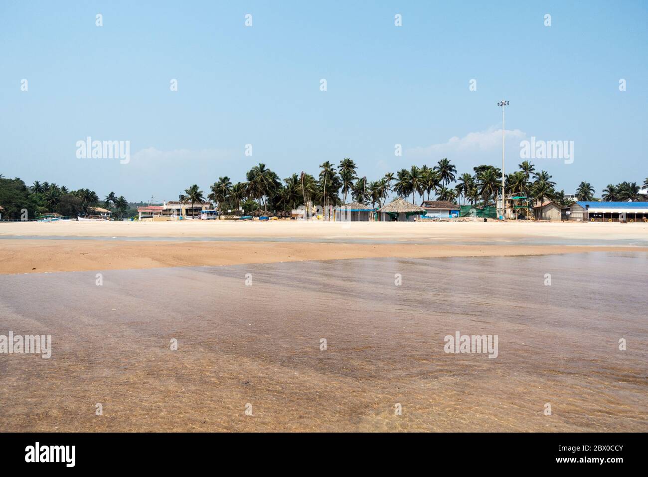 White sand beach goa hi-res stock photography and images - Alamy