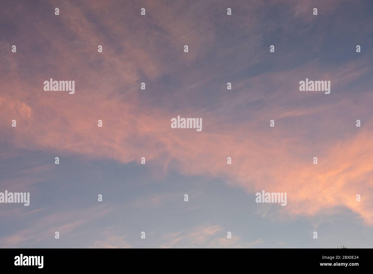Pink colours on clouds hi-res stock photography and images - Alamy