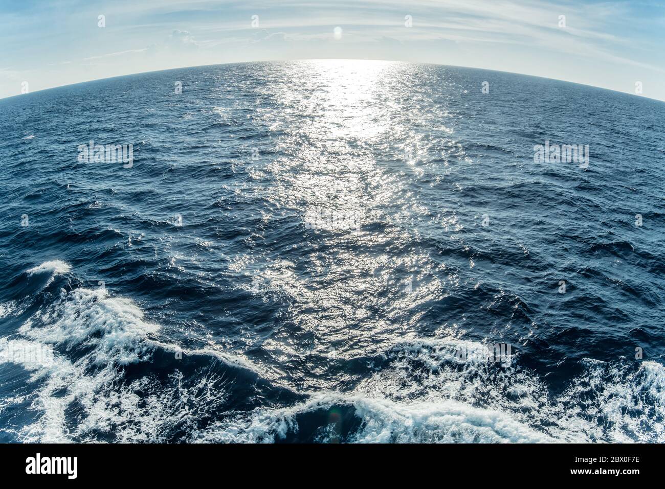 Ocean wave fisheye hi-res stock photography and images - Alamy