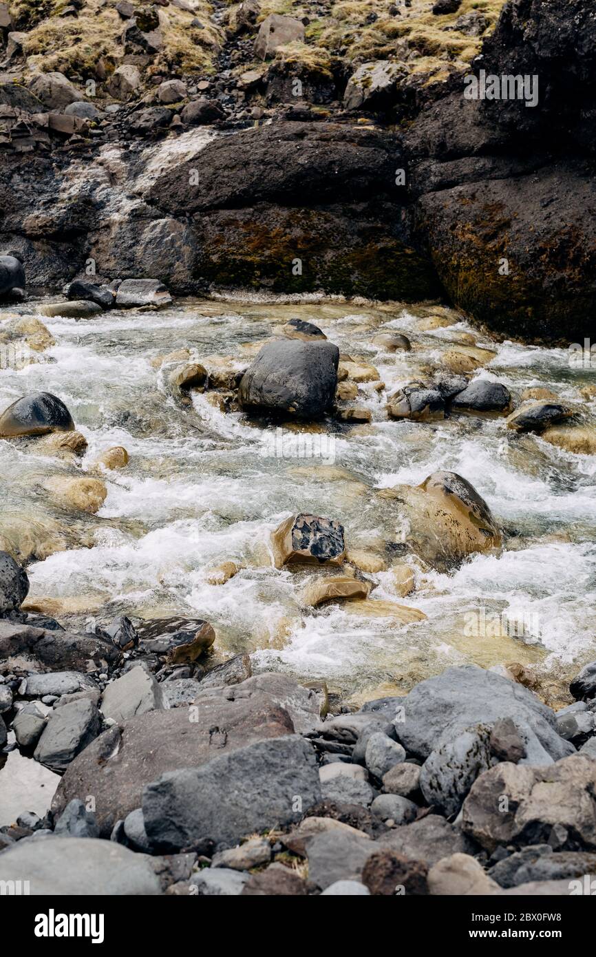 Washed off the rocks hi-res stock photography and images - Alamy