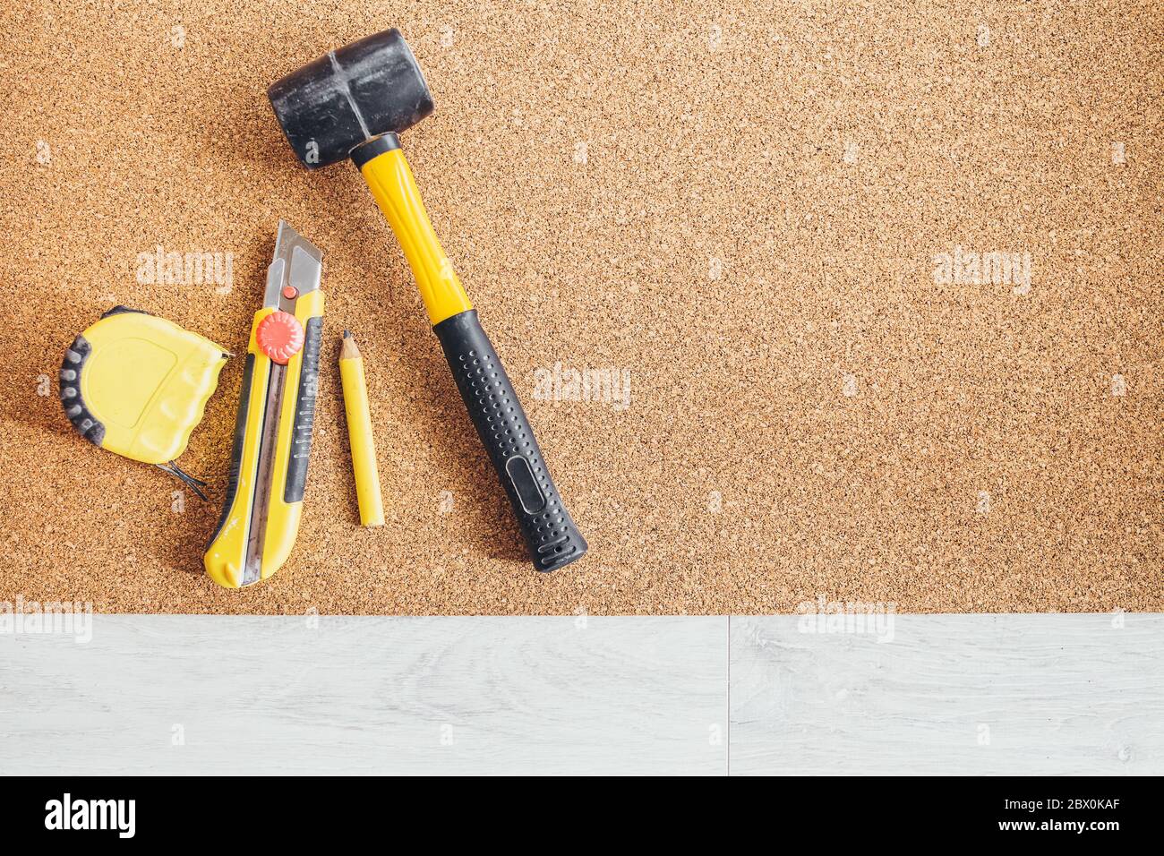 Learn to install laminate - a floating floor device - mounting ...