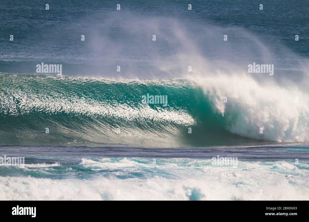 Large dangerous breaking wave Stock Photo - Alamy