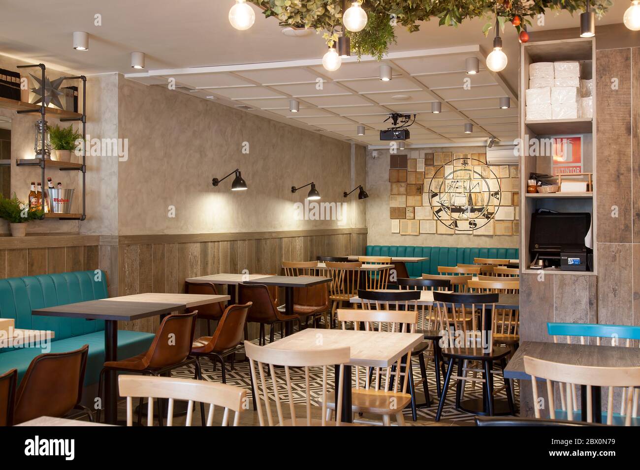 Fast Food Restaurant Wall Design