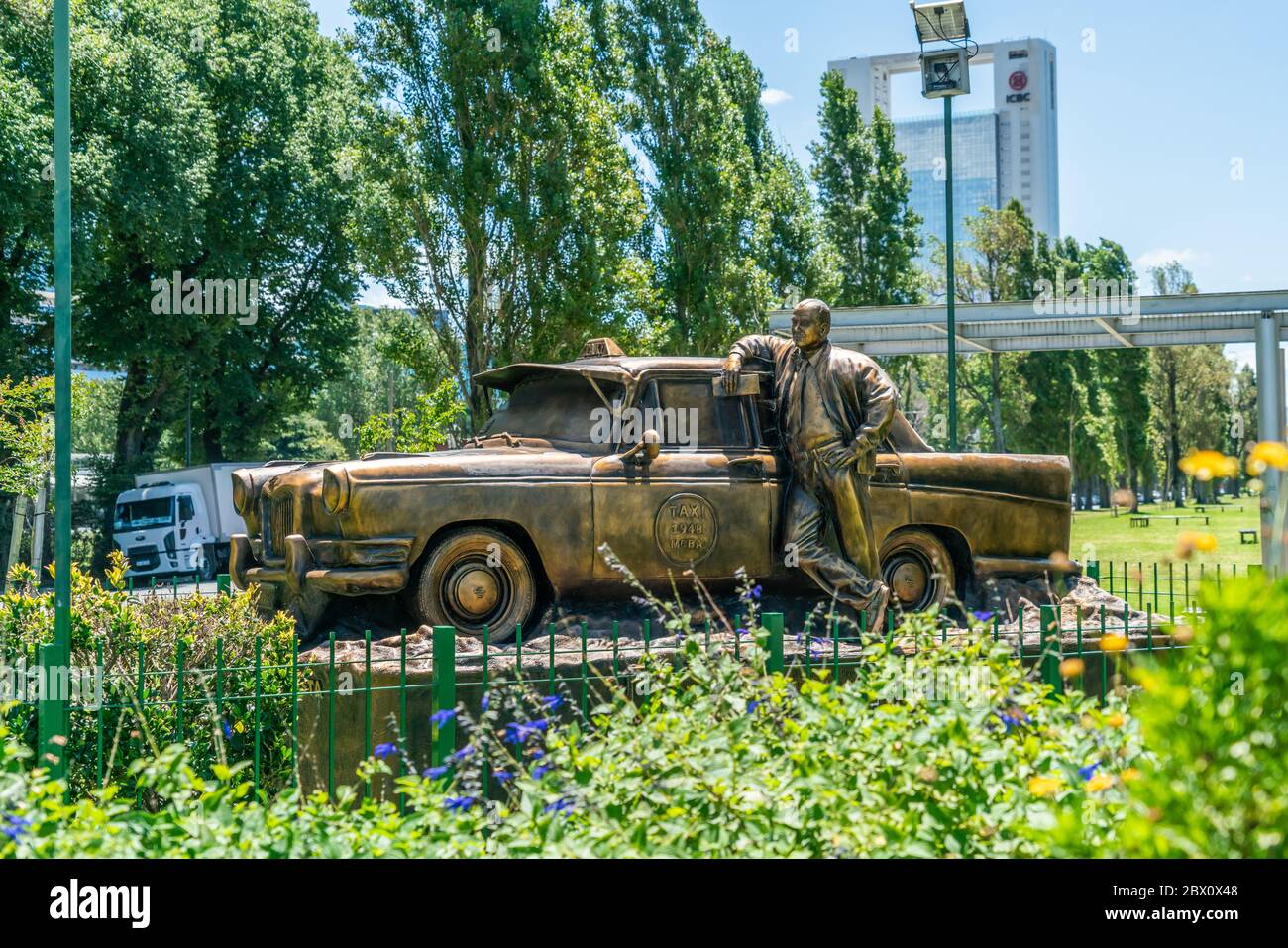 Monument to the driver (monumento al Taxista), a statue for the taxi ...