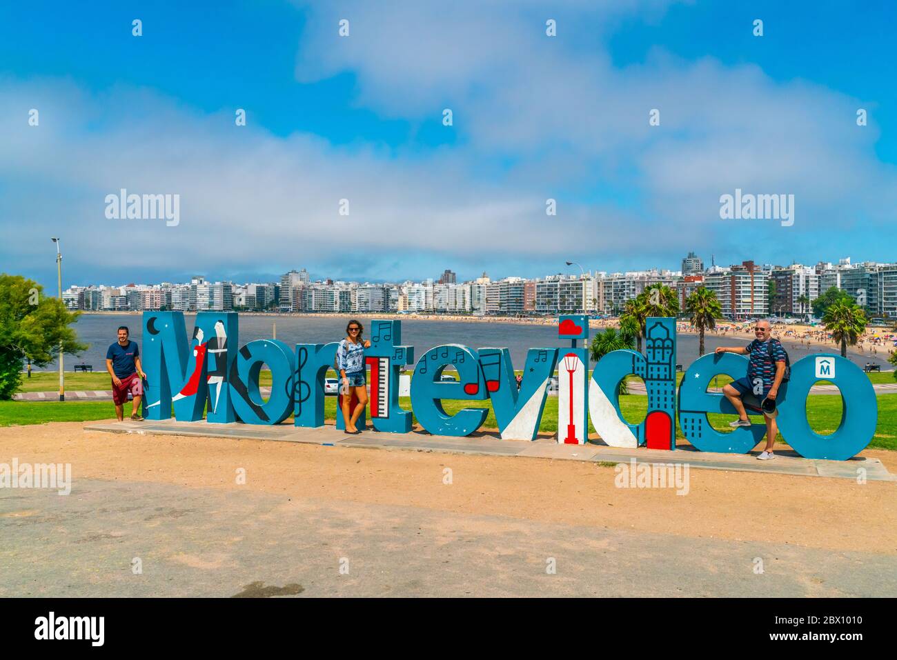 Montevideo uruguay sign hi-res stock photography and images - Alamy