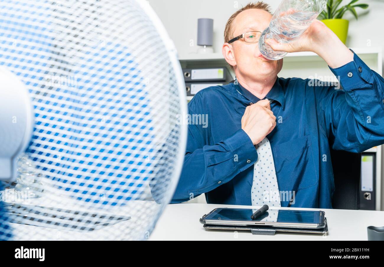 Heat stress on work hi-res stock photography and images - Alamy
