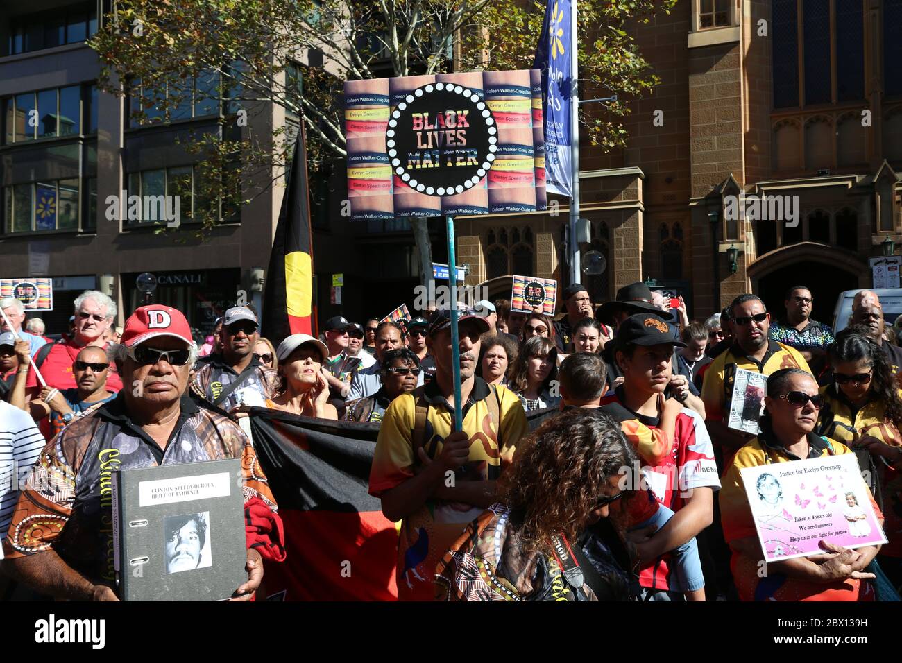 Protesters marched from Hyde Park to NSW Parliament House to get ...