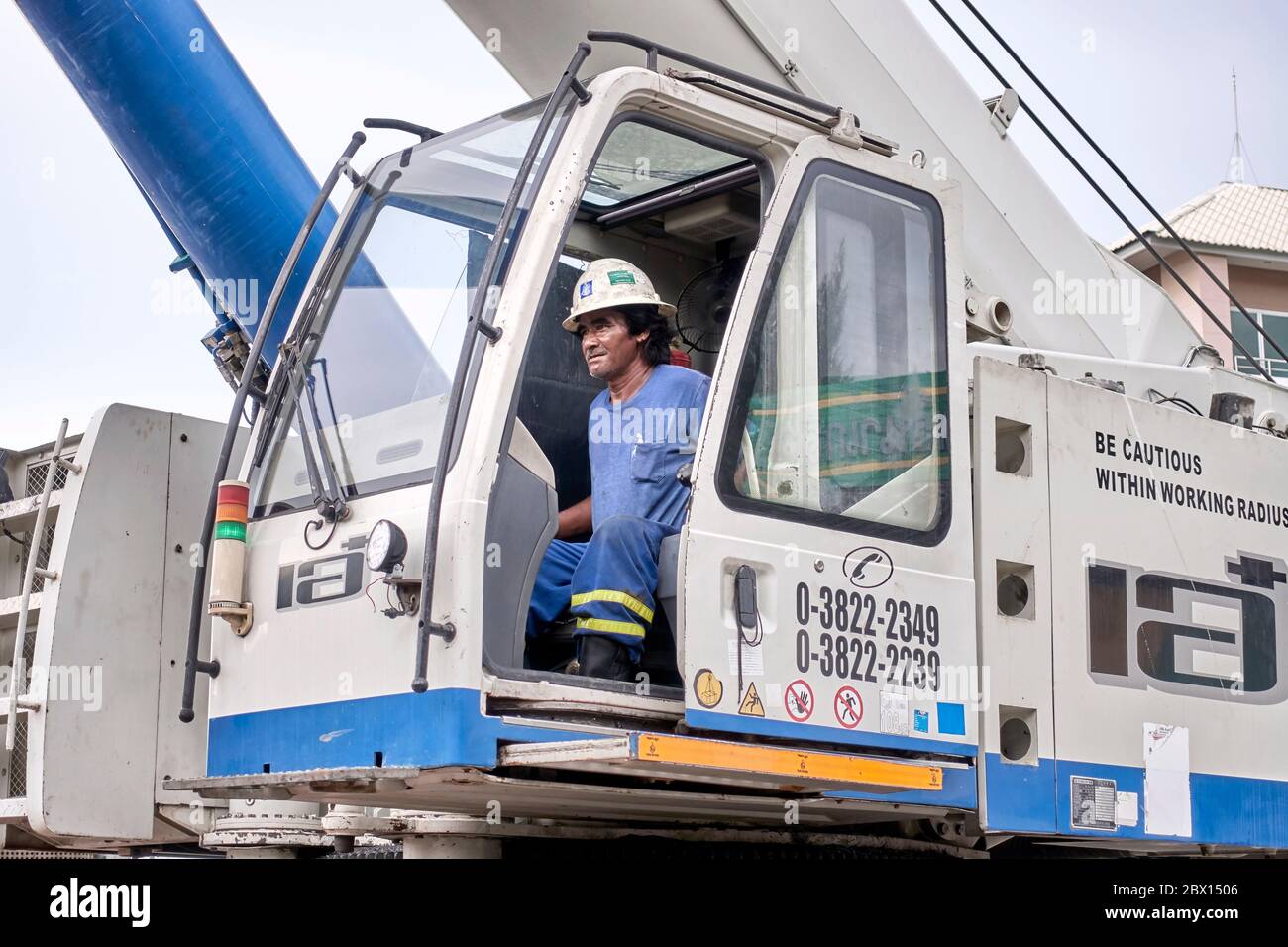 Crane Operator High Resolution Stock Photography and Images - Alamy