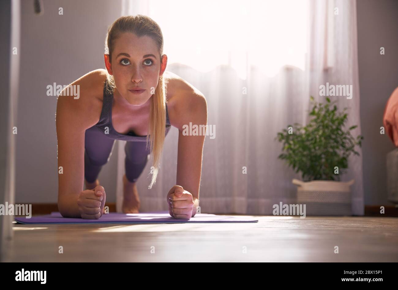 Female stretching hi-res stock photography and images - Alamy