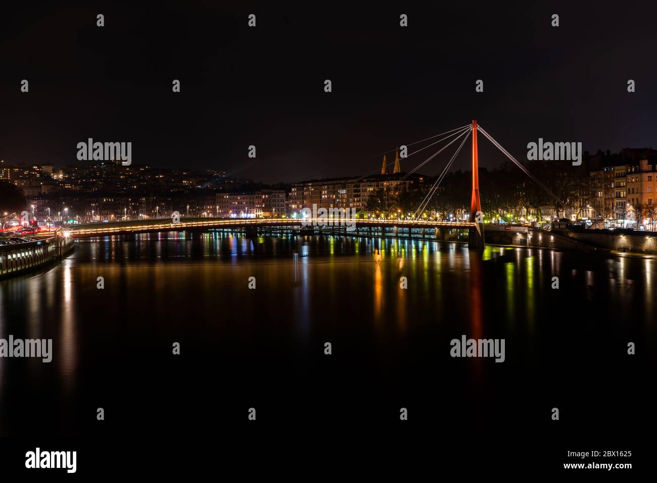 Lyon bridge to the lyon law courts hi-res stock photography and images ...