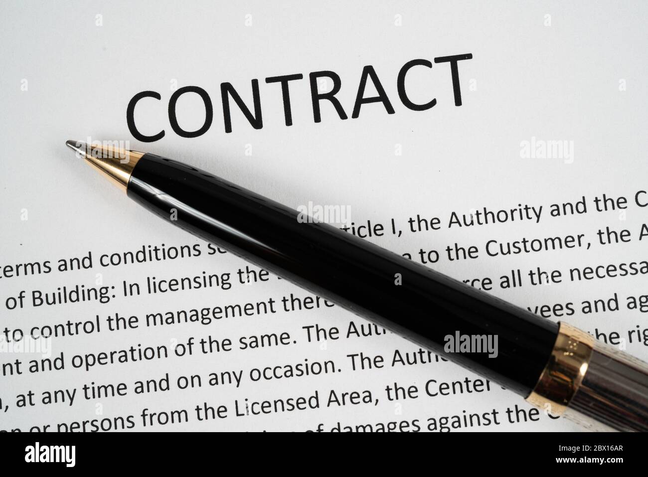 Ready to sign a contract hi-res stock photography and images - Alamy