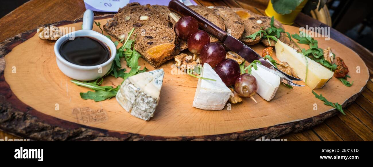 Dutch restaurant hi-res stock photography and images - Alamy