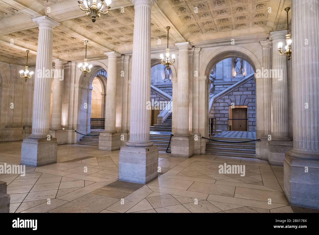 Interior of the Bordeaux Opera house empty Stock Photo - Alamy