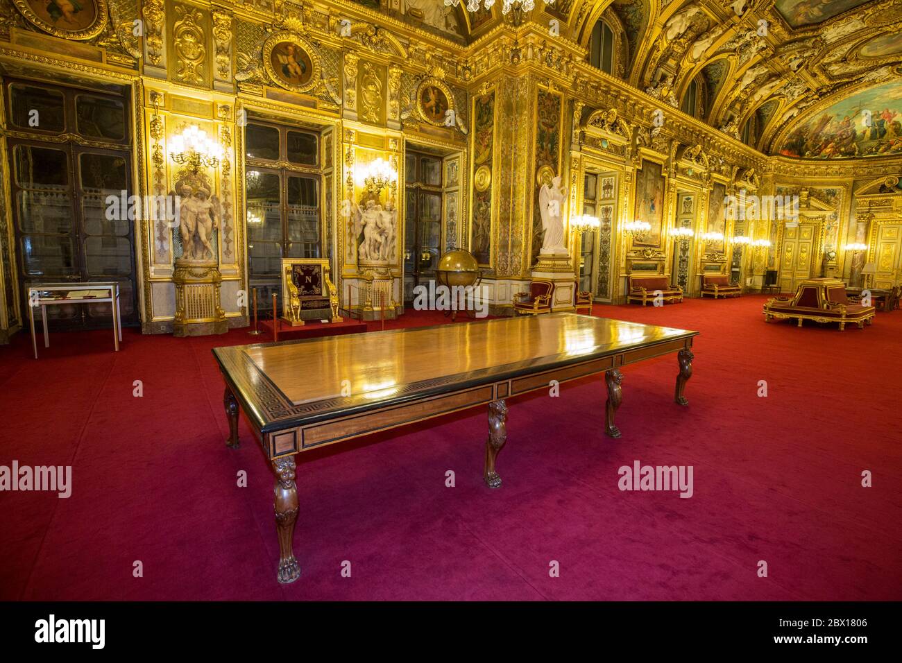 SENATE CONFERENCE ROOM PARIS Stock Photo - Alamy