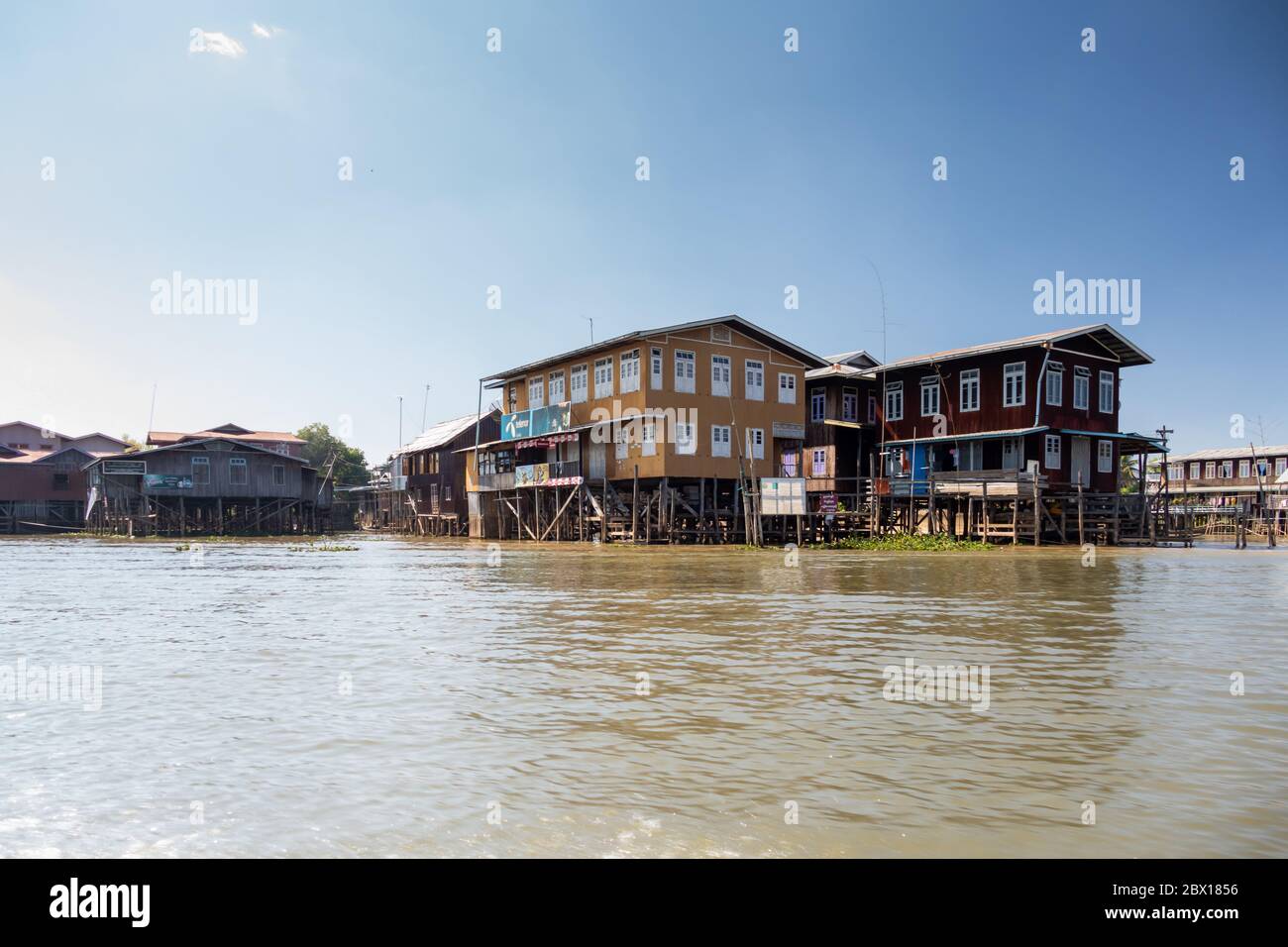 INLE LAKE, MYANMAR - JANUARY 21, 2020: Floating village house along ...
