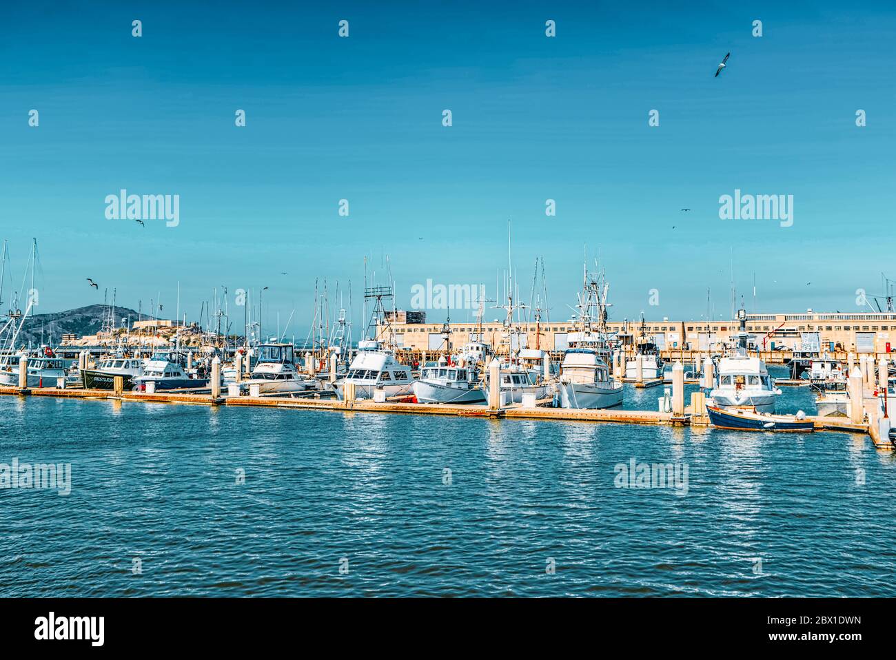 Parking area by quayside hi-res stock photography and images - Alamy