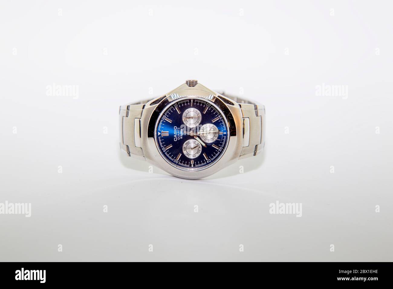 Three dials hi-res stock photography and images - Alamy