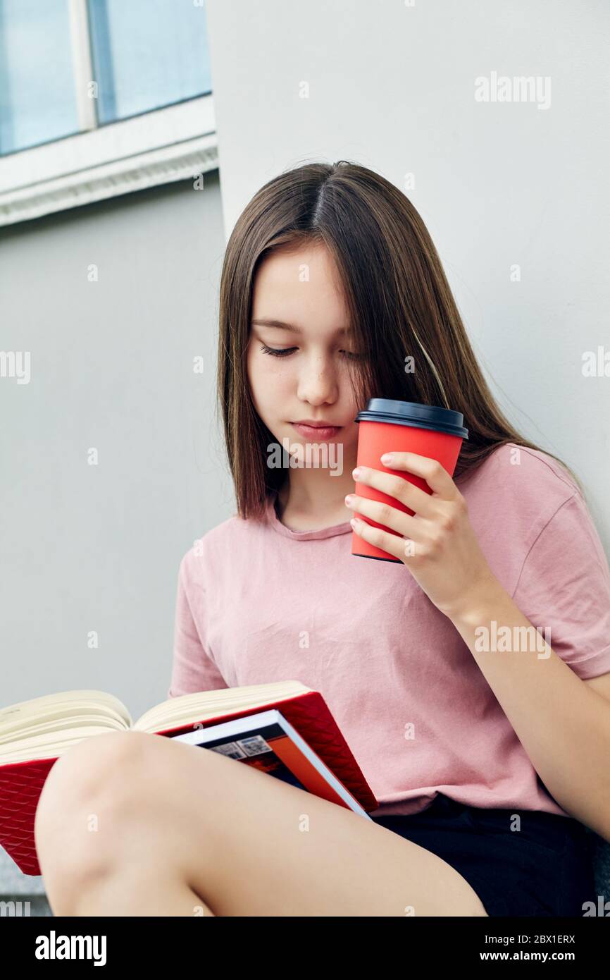 Pen paper student hi-res stock photography and images - Alamy
