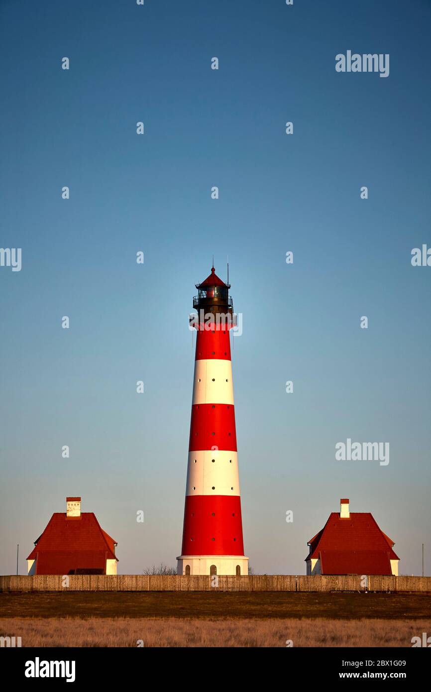 Lighthouse keeper houses hi-res stock photography and images - Alamy