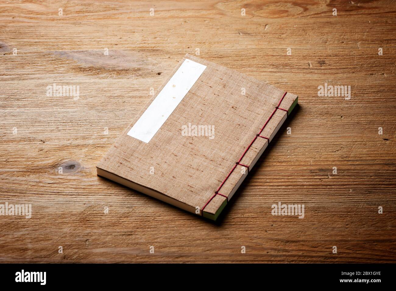Japanese binding hi-res stock photography and images - Alamy