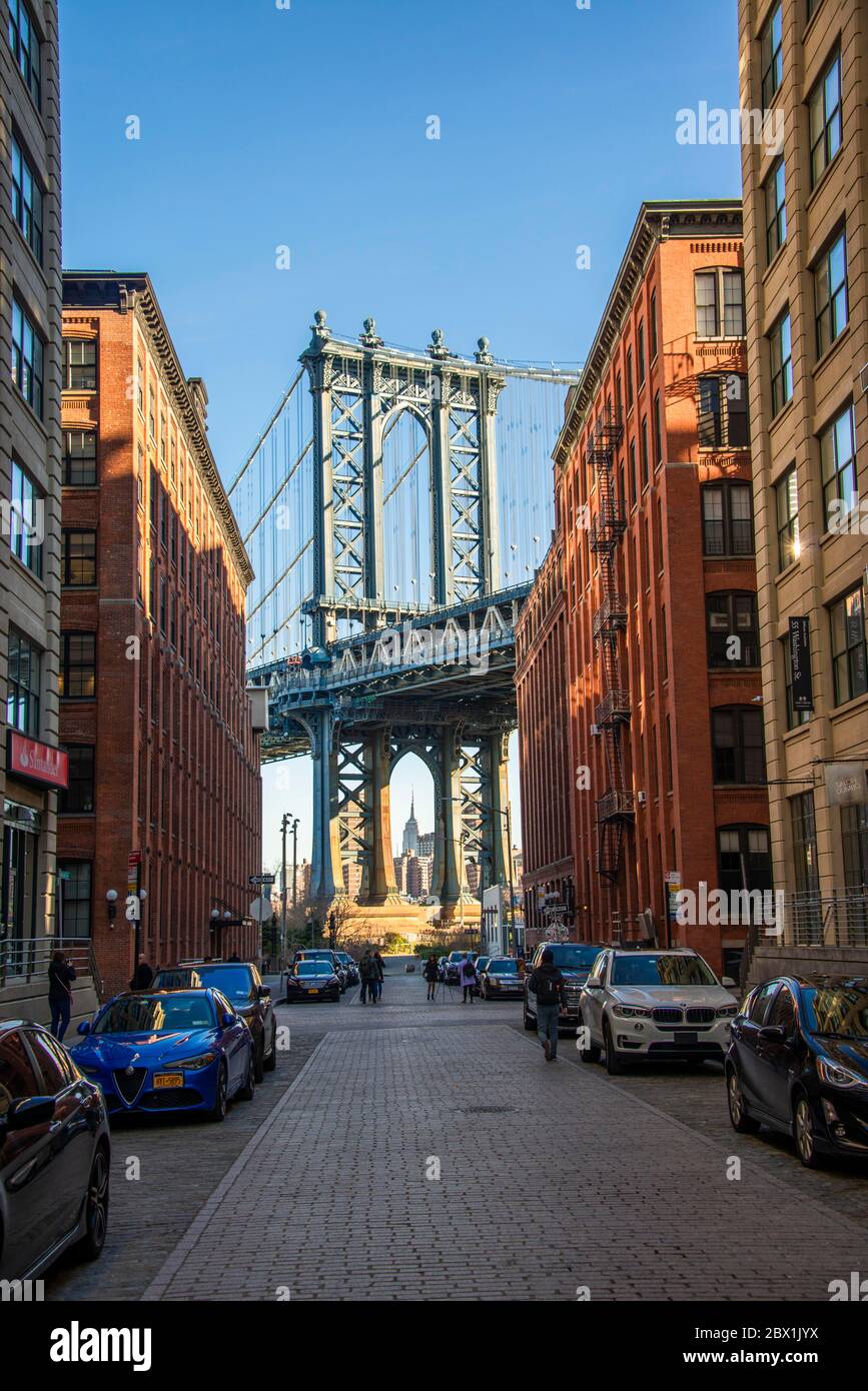 Brooklyn bridge from dumbo hi-res stock photography and images - Alamy
