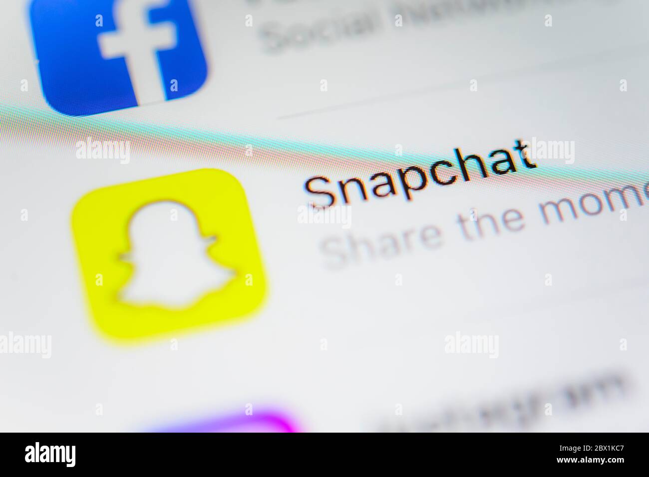 Snapchat icon hi-res stock photography and images - Alamy