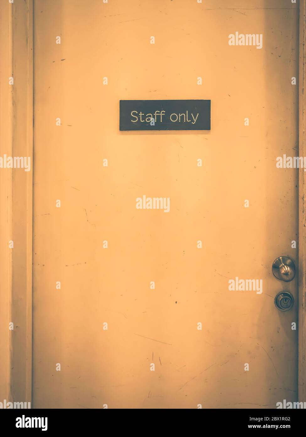 Staff room door sign hi-res stock photography and images - Alamy