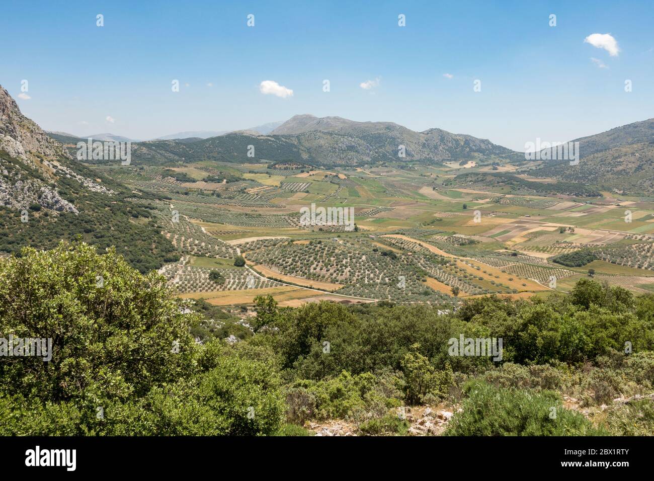 Limestone mountains hi-res stock photography and images - Alamy