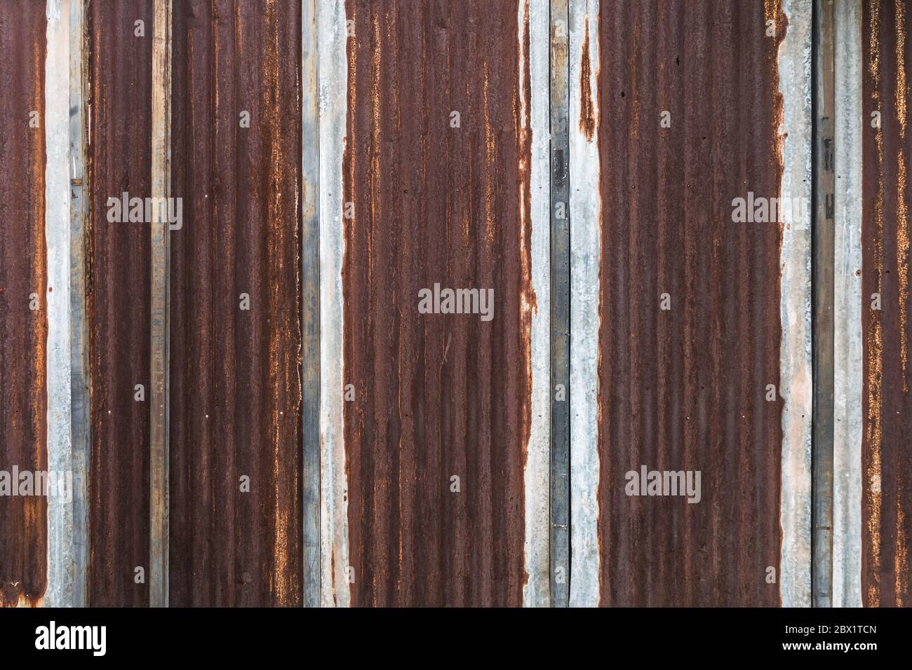 Rusty galvanized iron background Stock Photo - Alamy