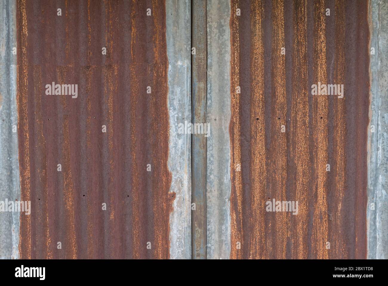 Rusty galvanized iron background Stock Photo - Alamy