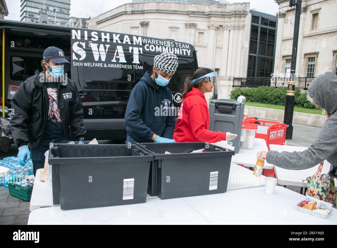 Swat team uk hi-res stock photography and images - Alamy