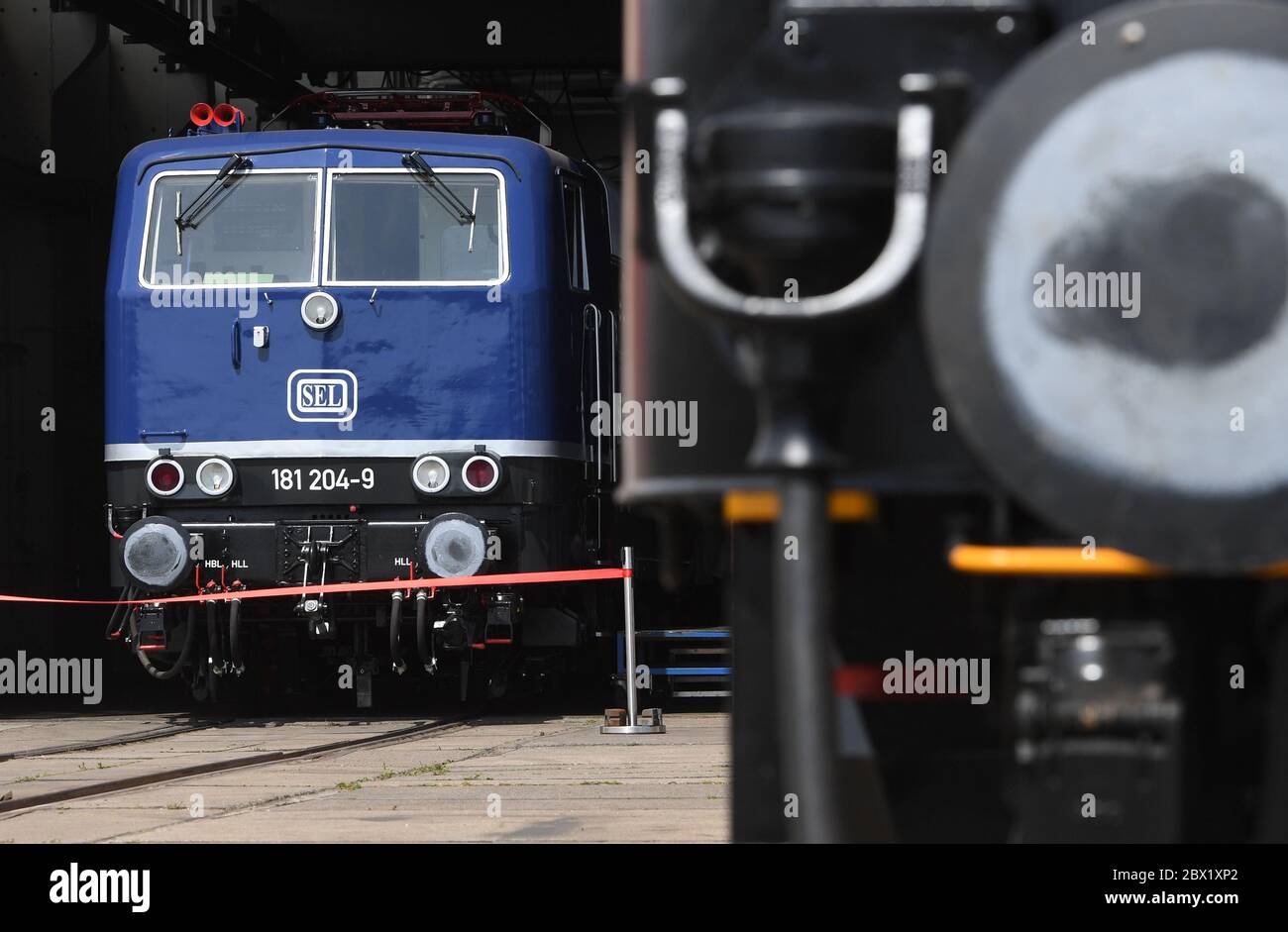 Neu Mukran, Germany. 04th June, 2020. After the general inspection the ...