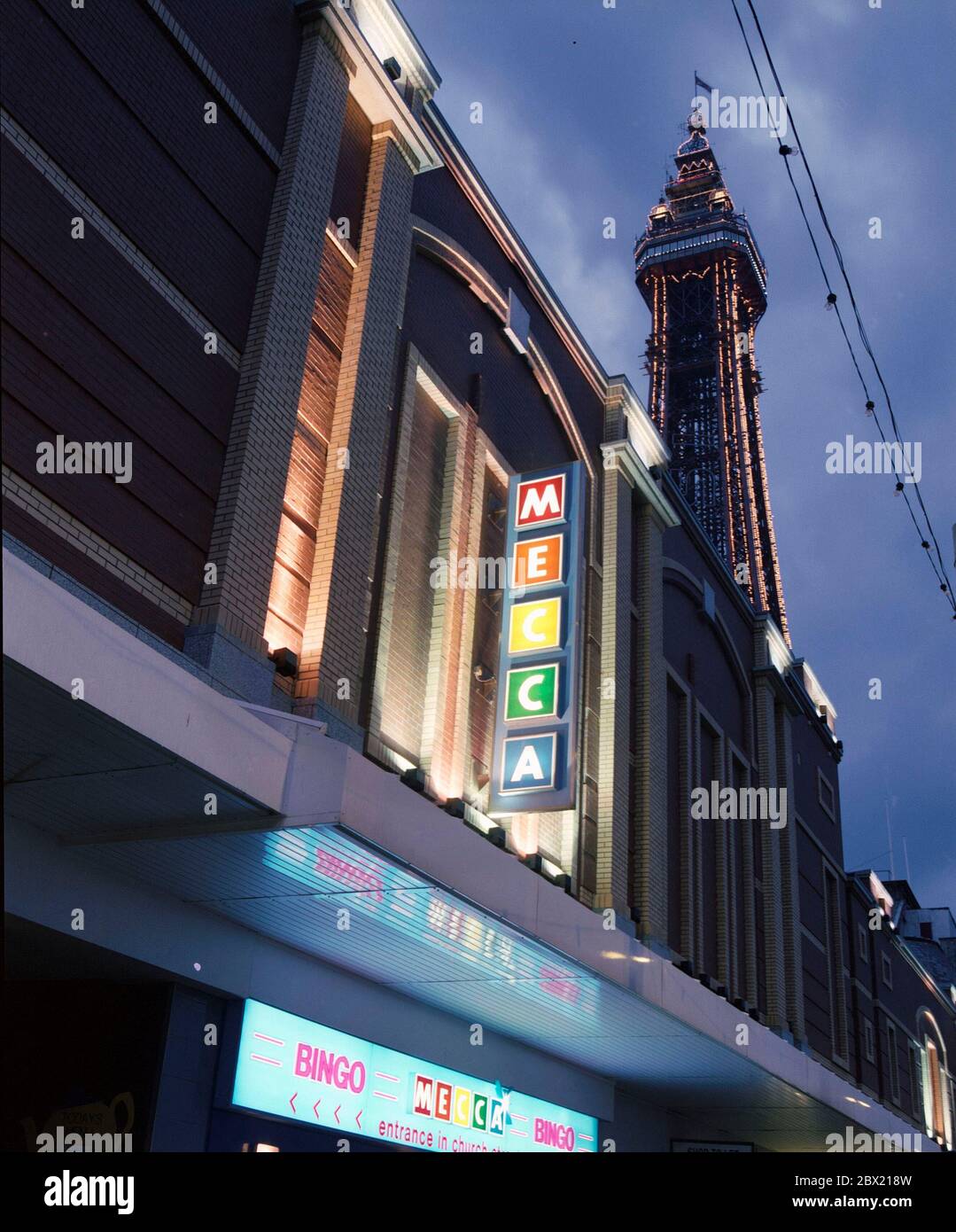 1995 night scene at blackpool hi-res stock photography and images - Alamy