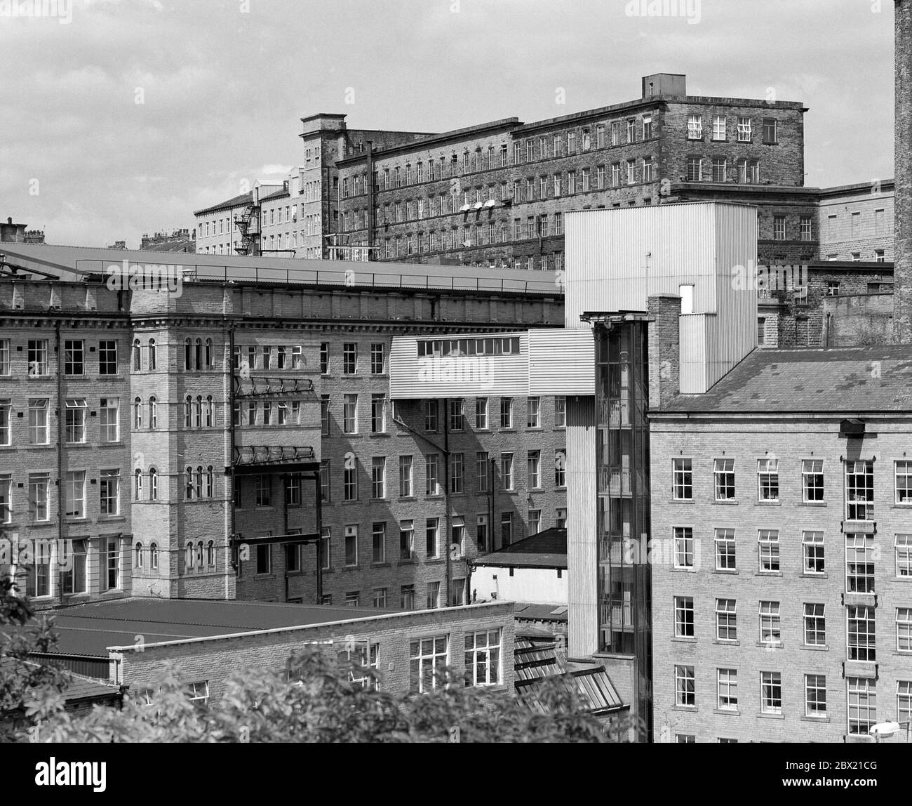 Dean clough mill 20th century hi-res stock photography and images - Alamy