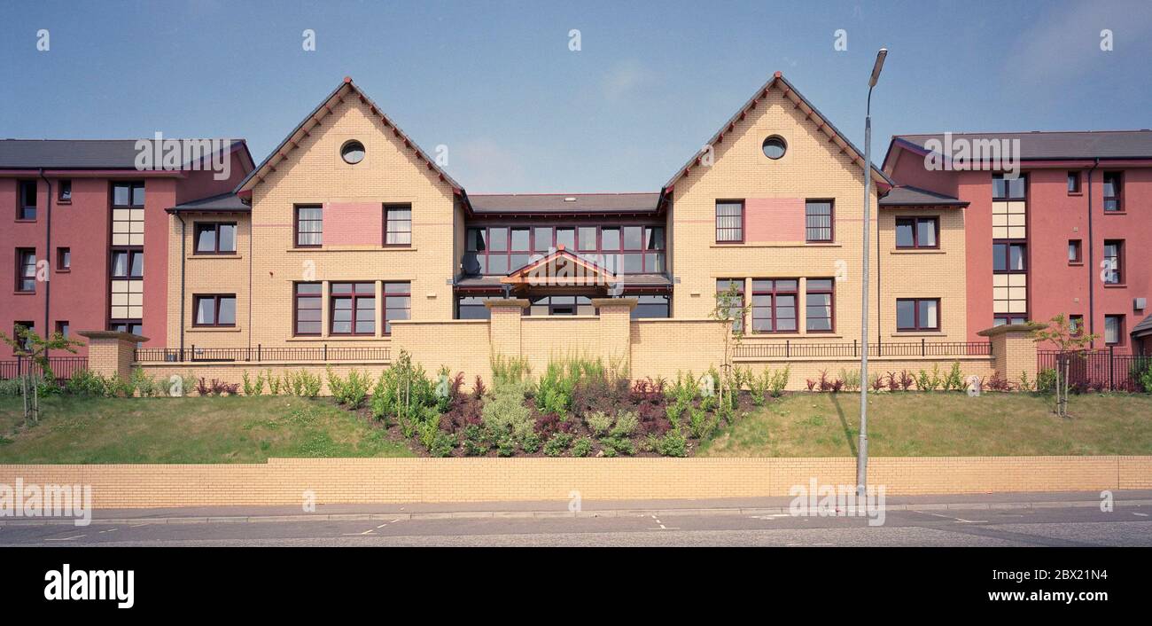 1995, Newly built housing in Glasgow, Central Scotland, UK Stock Photo ...