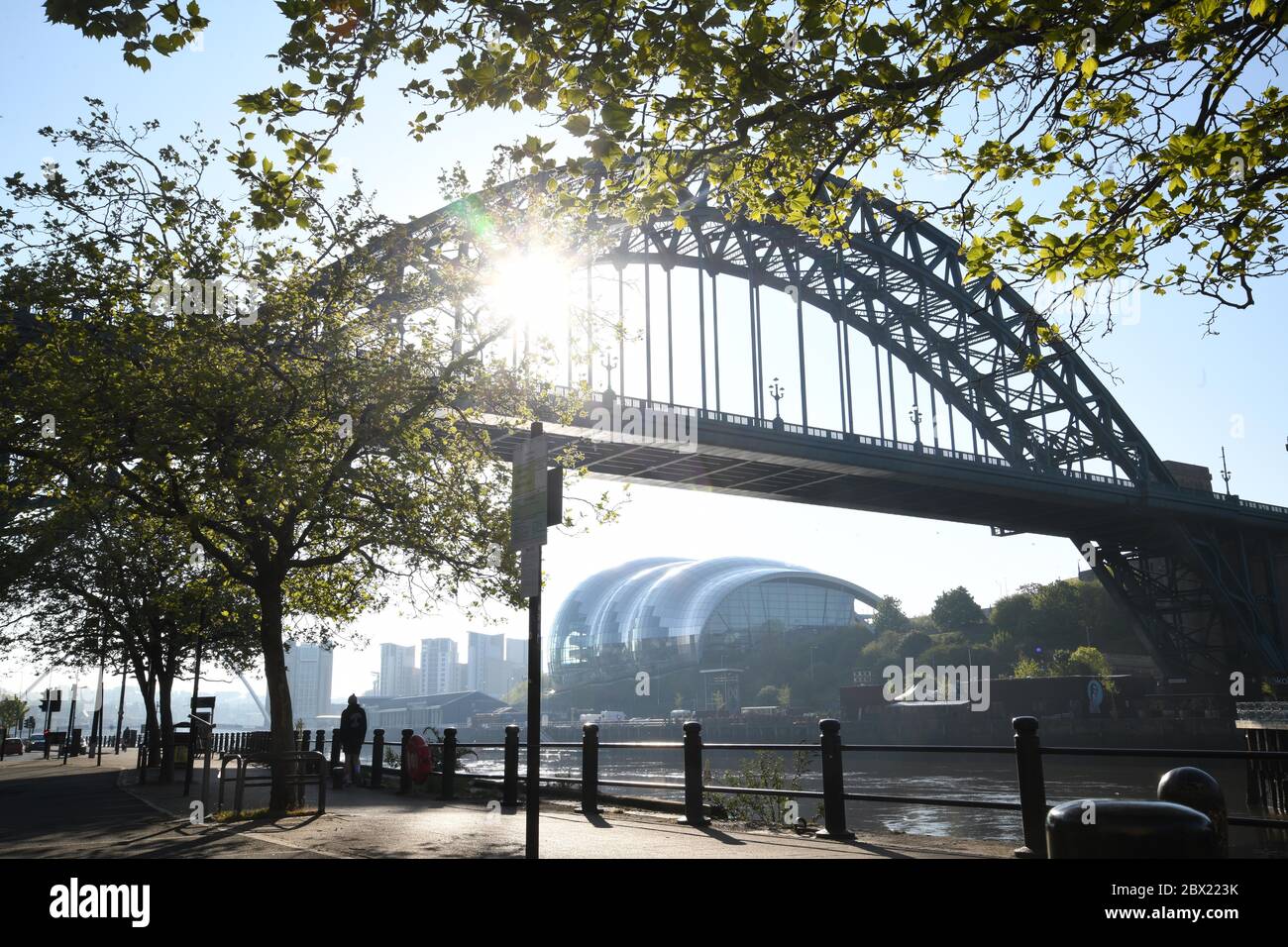 The Tyne Bridge in Newcastle upon Tyne showing The Sage in the ...