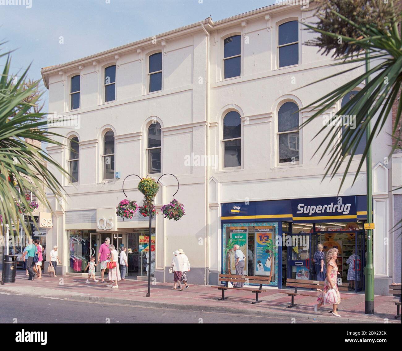 Paignton high street hi-res stock photography and images - Alamy
