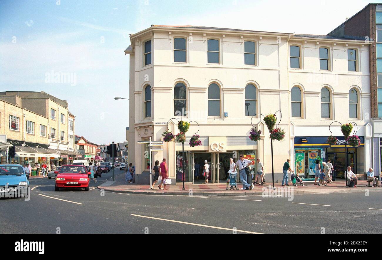 Paignton high street hi-res stock photography and images - Alamy