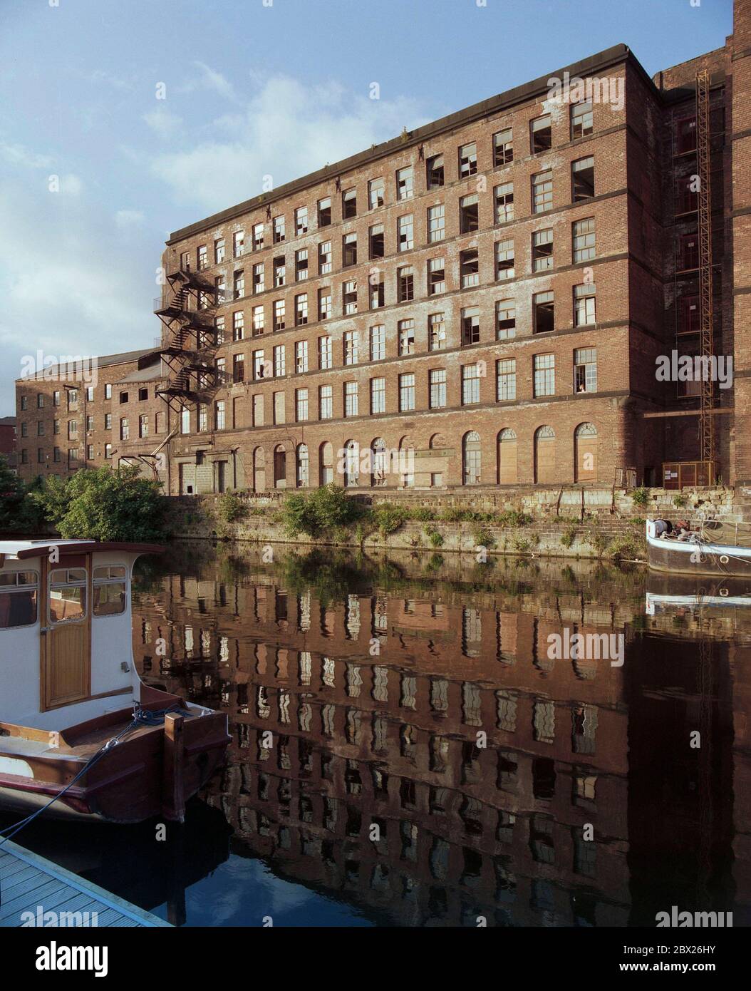 Old photographs of leeds uk hi-res stock photography and images - Alamy