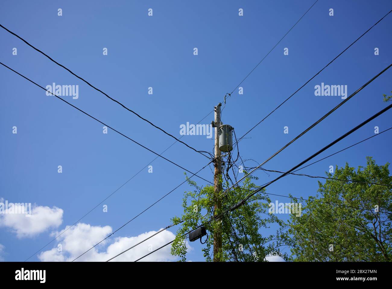 Above ground electricity distribution hi-res stock photography and ...