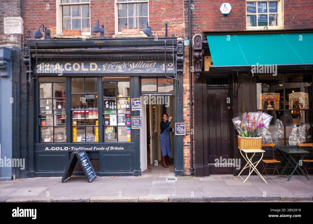 Traditional Shop, London, England, UK Stock Photo - Alamy