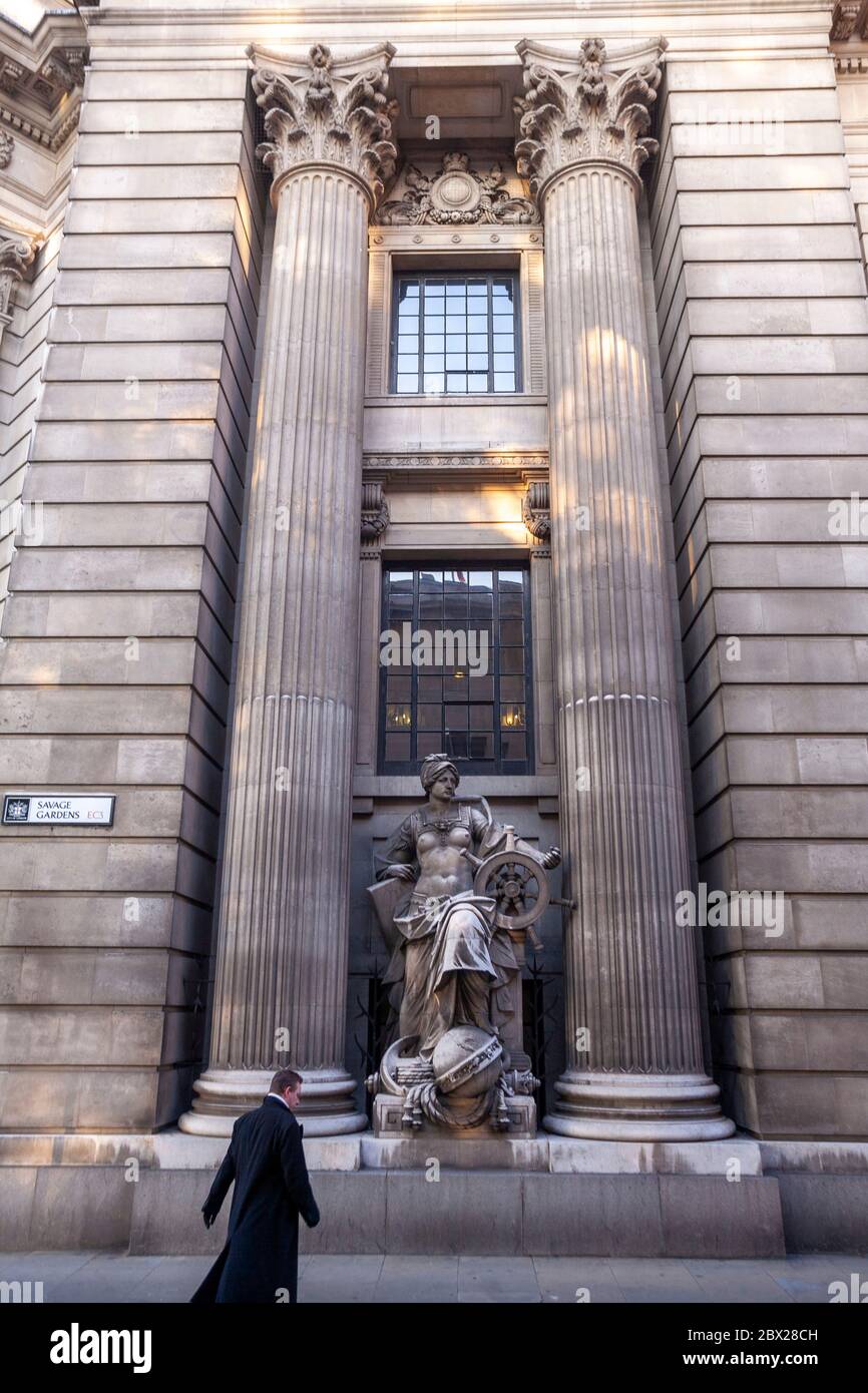 10 Trinity Square, London, England, UK Stock Photo - Alamy