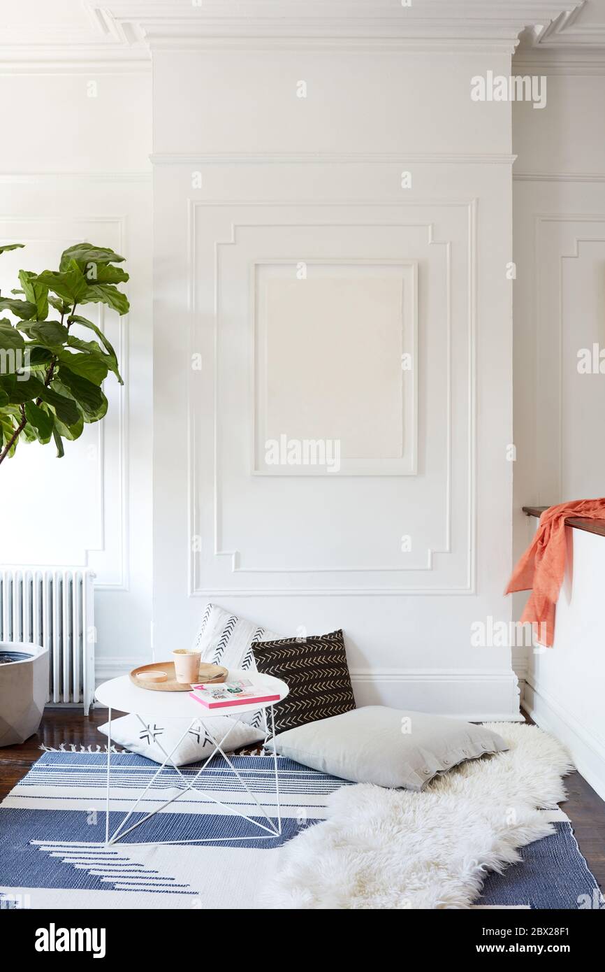 Shag carpet hi-res stock photography and images - Alamy